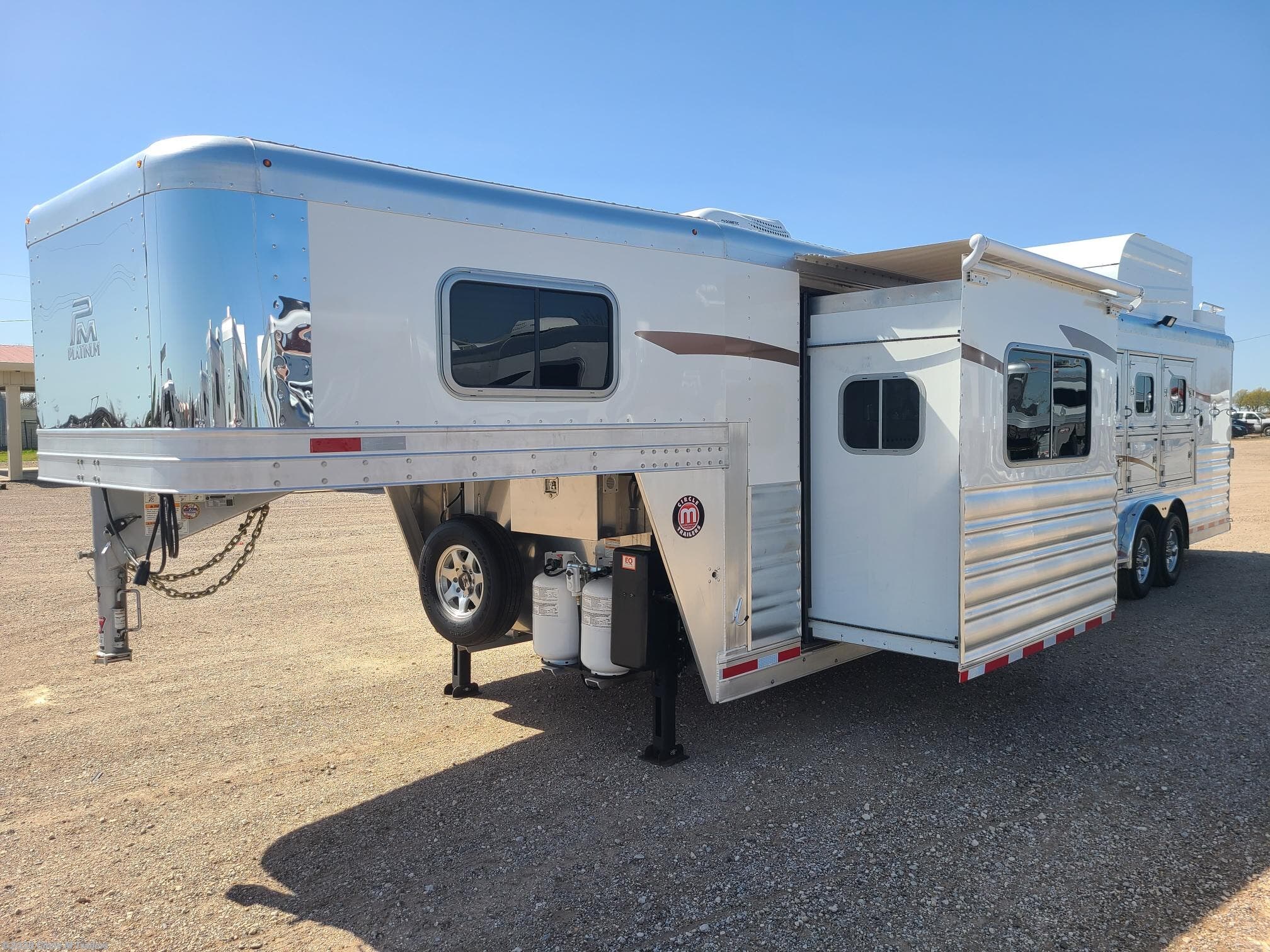 Circle M Trailers Trailer Dealer | TrailersUSA