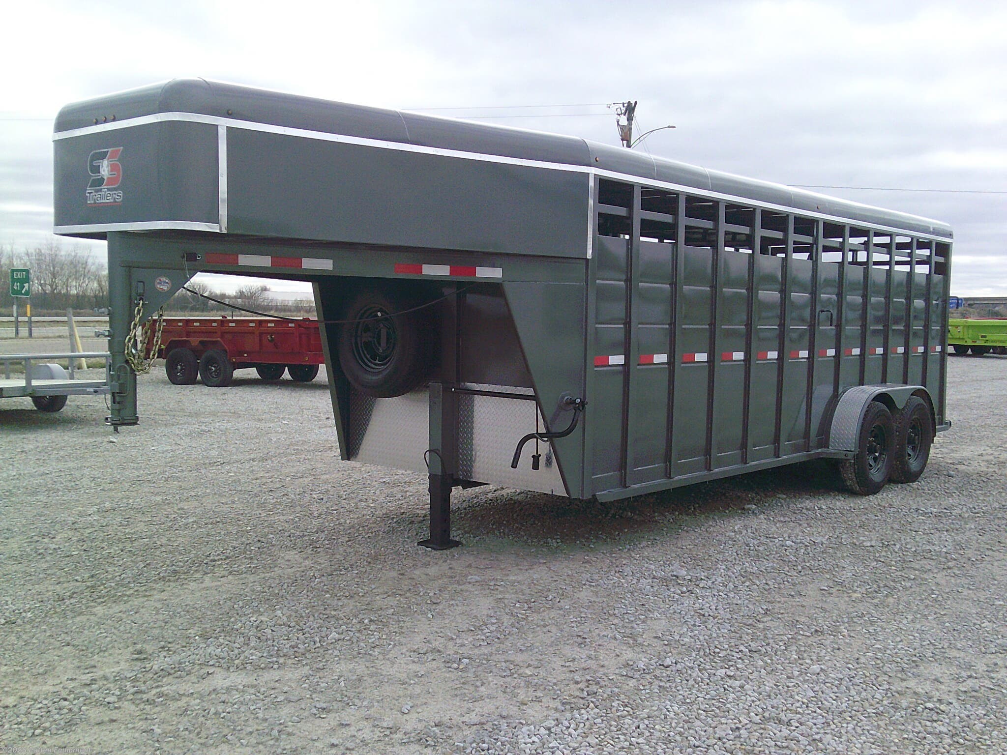 Patten Equipment - Urbana Trailer Dealer | TrailersUSA