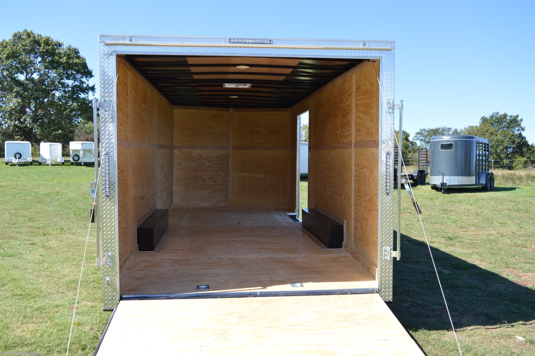 8x20 Cargo Trailer for sale | New Continental Cargo V-Series 8'6"X20'X7 ...
