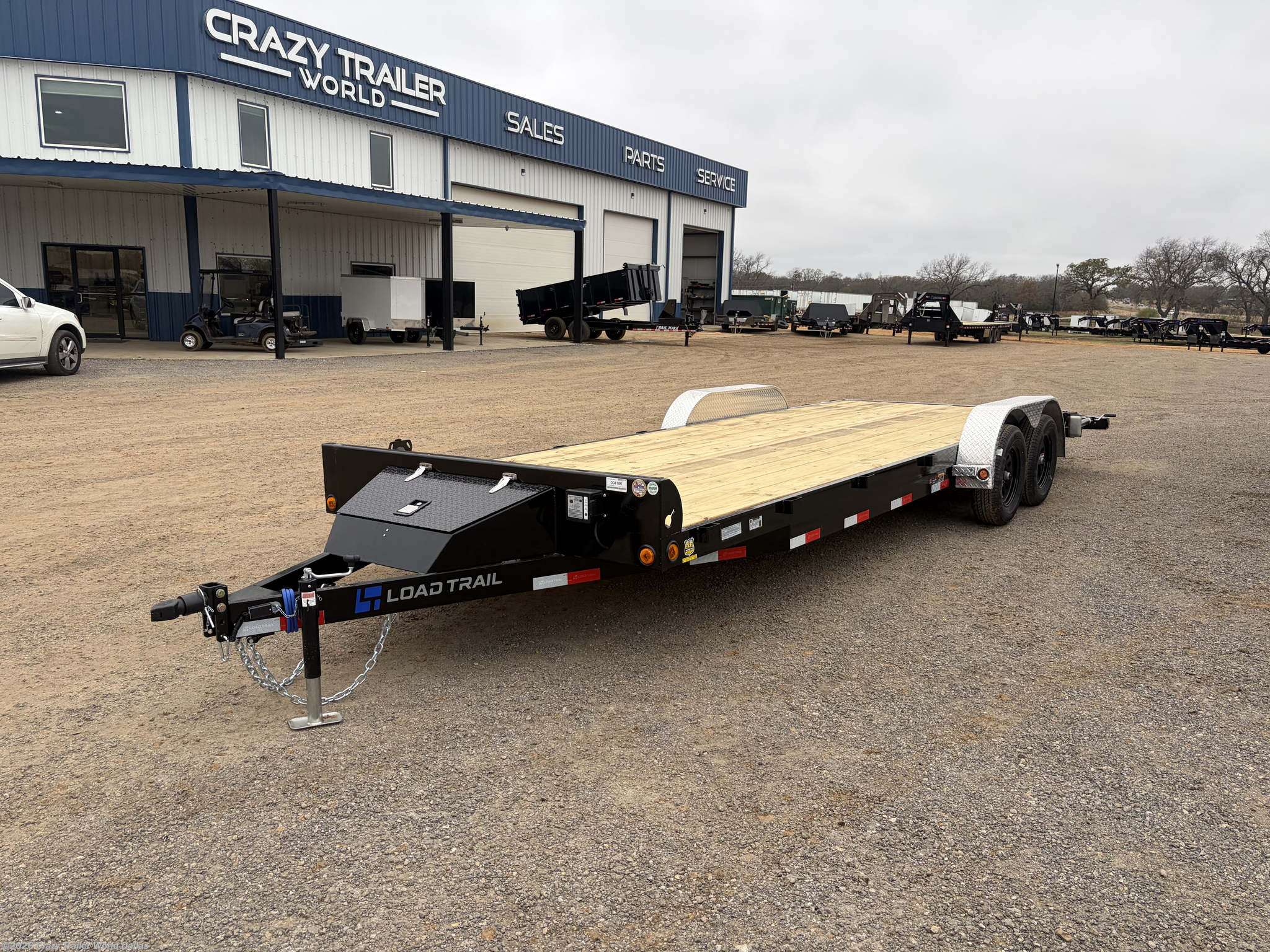 Crazy Trailer World in Whitesboro, TX