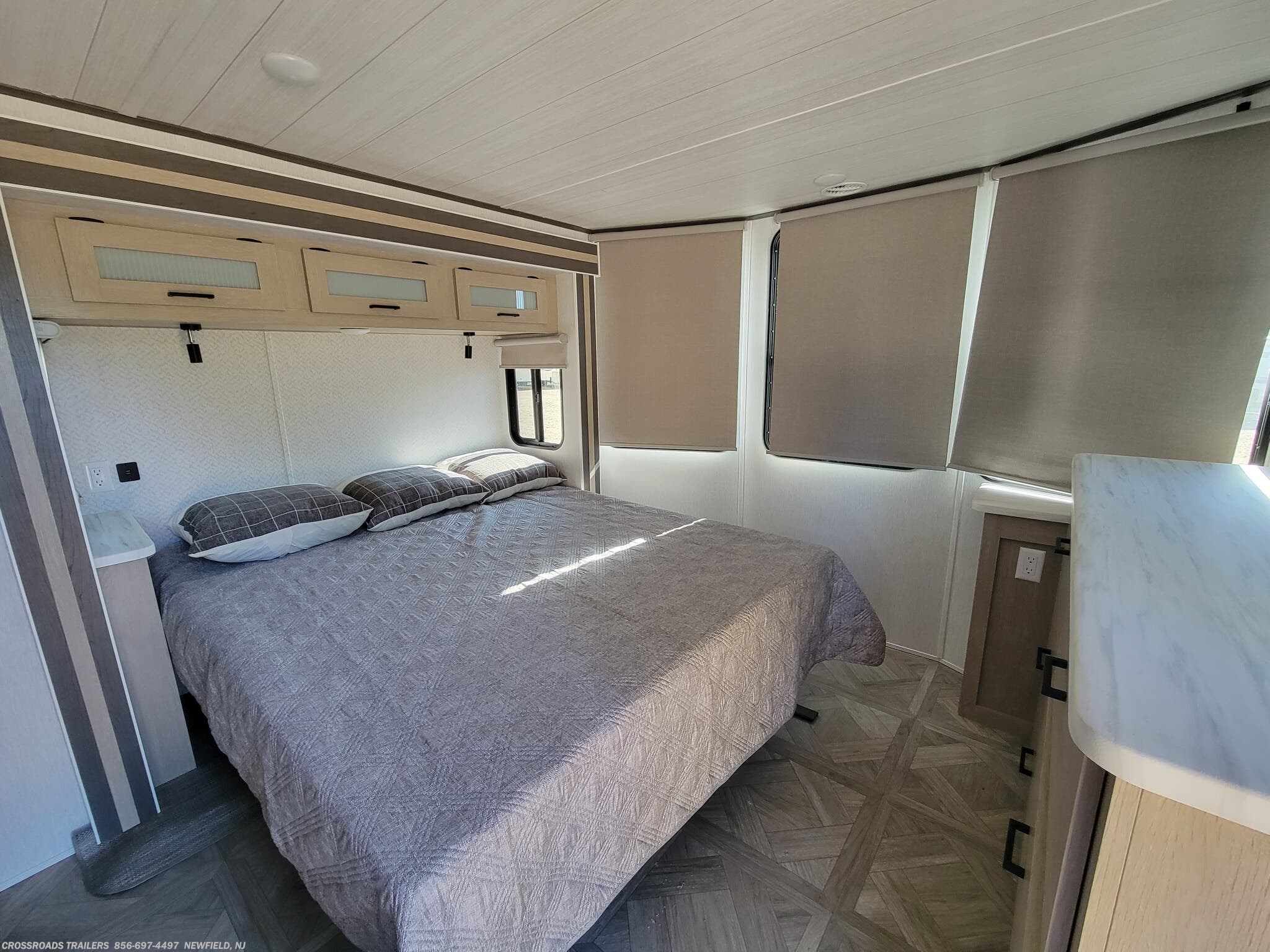 8x41 Destination Trailer for sale | New Forest River Salem Grand Villa ...